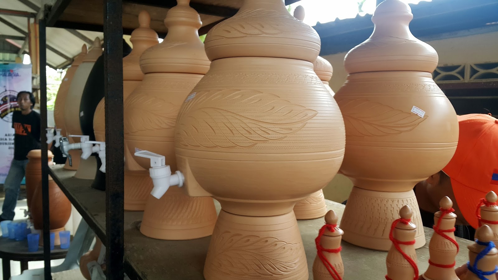 Keunikan Labu Sayong di Kraf Sazila Kampong Sayong - DboystudioMalaysia