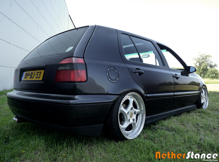 VW Life Style: Golf MK3 + Porsche Wheels