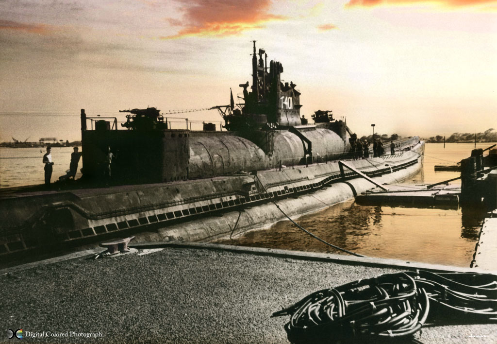 Super Submarino I-400 (Sen-Toku type)