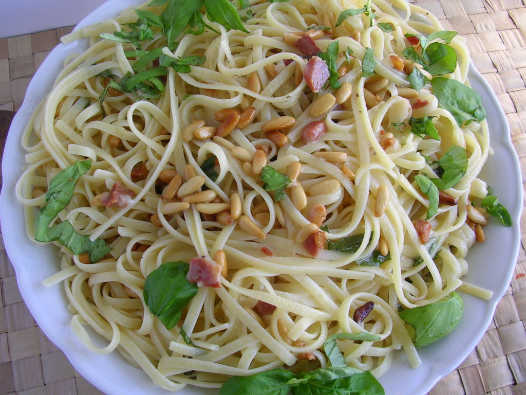 MY KITCHEN IN SPAIN: BEWARE: PINE NUT ZONE