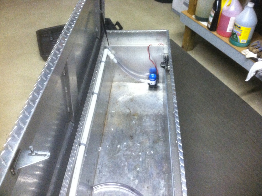 Catfishing With Smooth: New Tournament Livewell