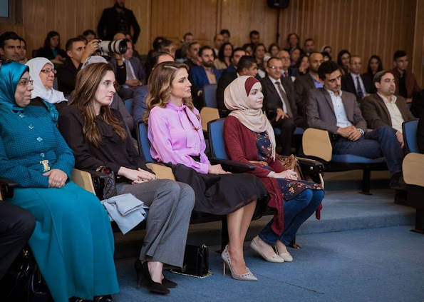 Queen Rania attended a panel on education development