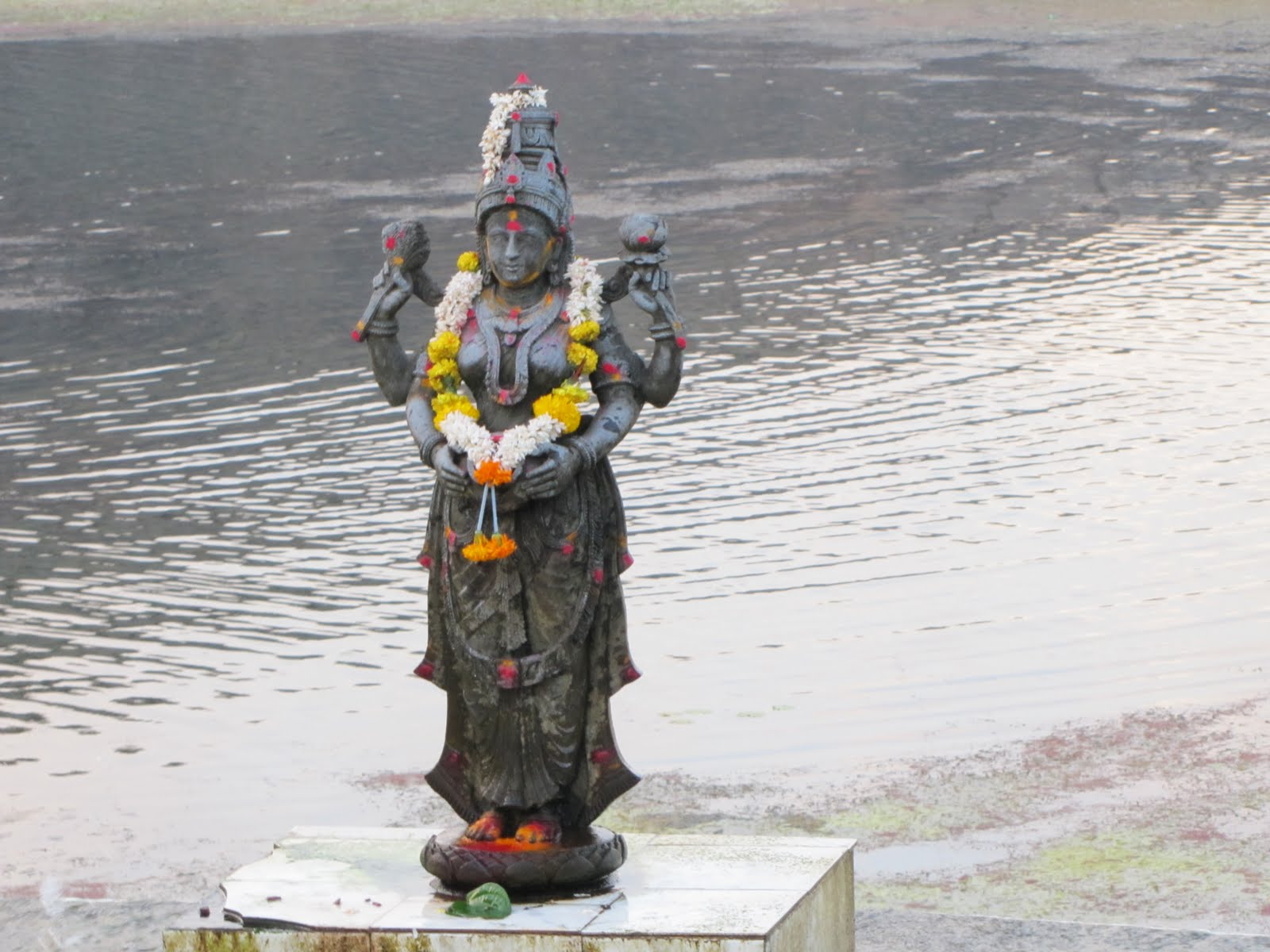 motherindia: GaNga-GoDaVari-KaVeRi