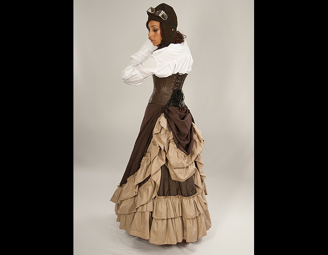 Chronicle of a Lady : How to Sit in a Victorian Bustle Dress