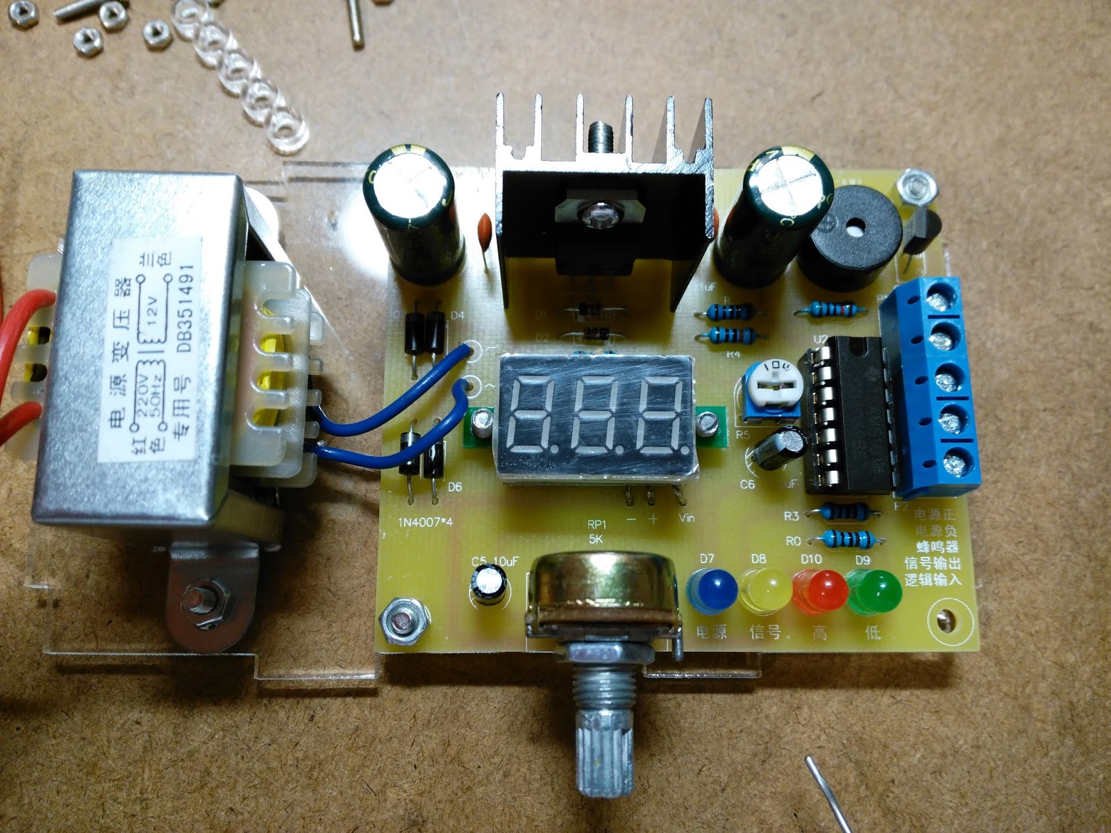 El cajón de Arduino: Review: kit fuente de alimentación DC regulable ...