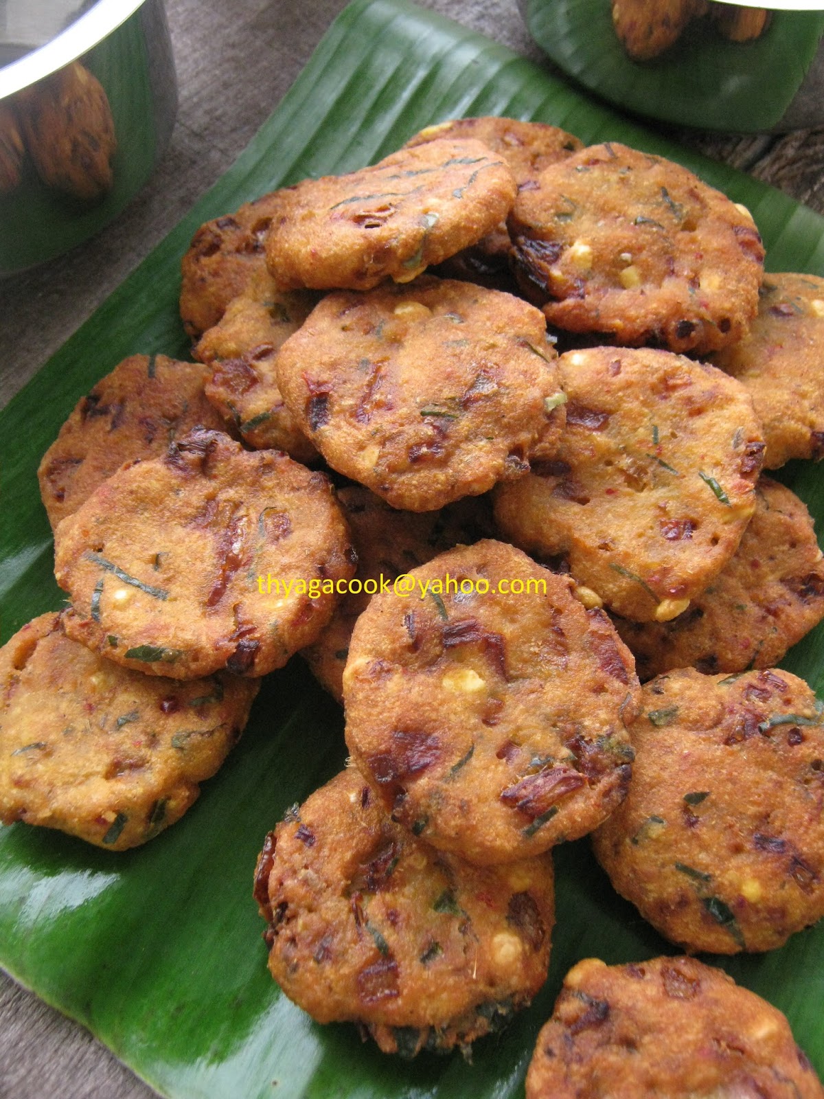 KARI LEAFS ... Malaysian flavour's: CHICKEN DHAL VADAI
