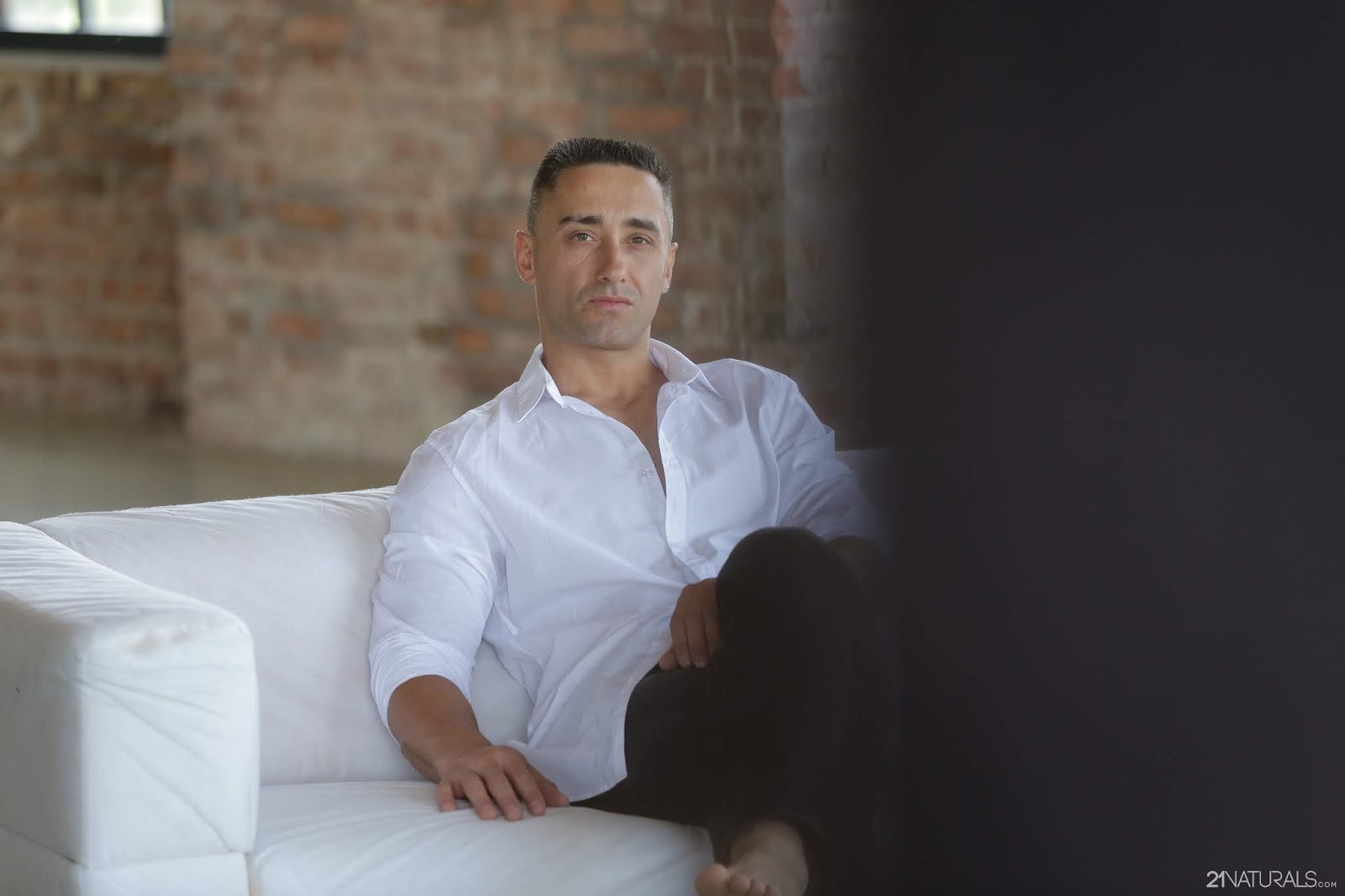 Aruna aghora - rocketright