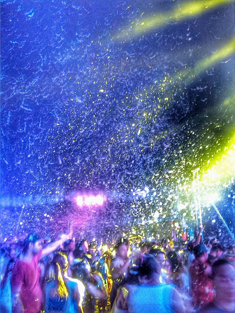 Life in Still: Summer Frolic and the Mati Seascapes - chadieness.com