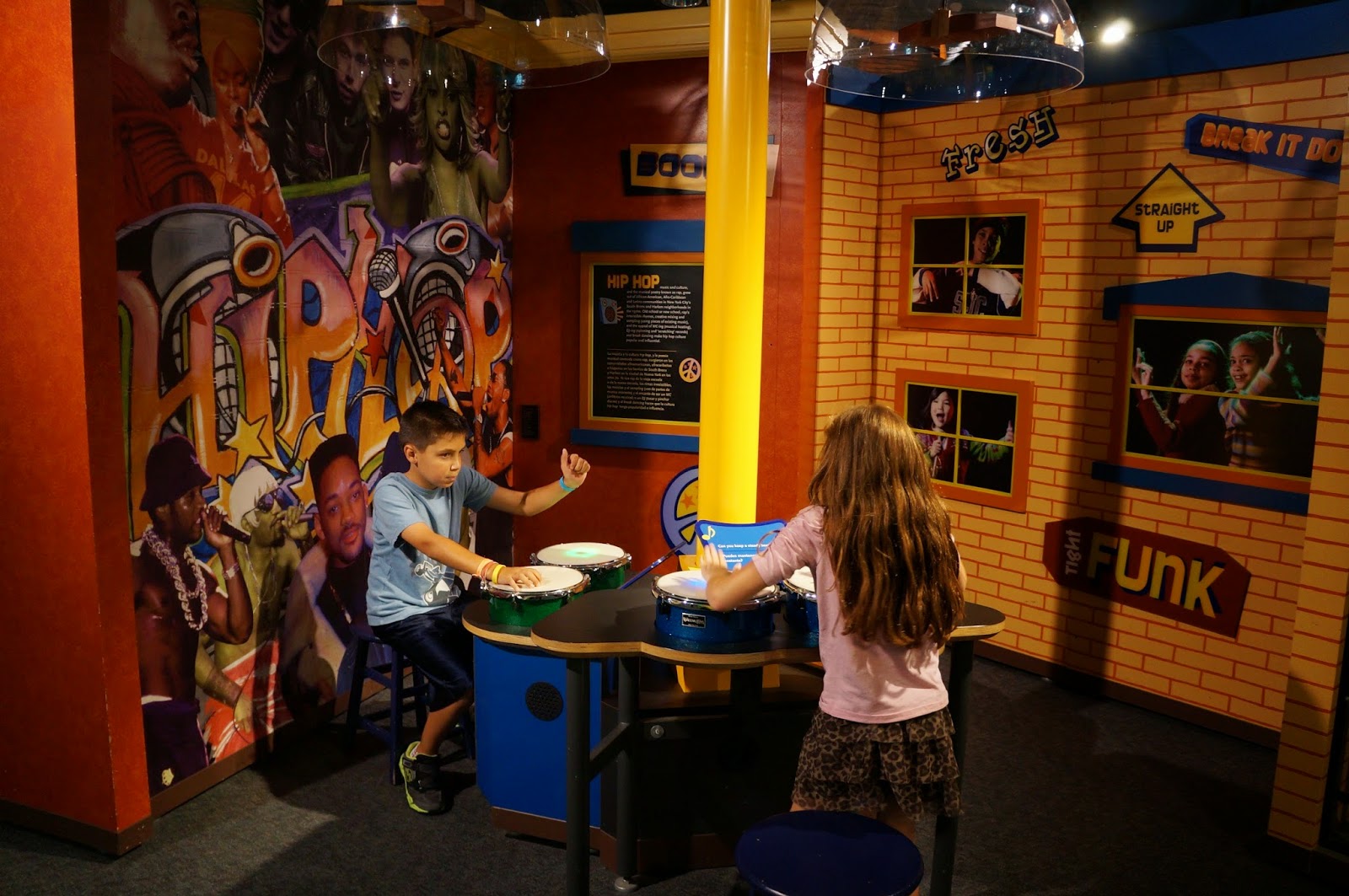 Evan and Lauren's Cool Blog: 8/15/14: Boston Children's Museum Fun