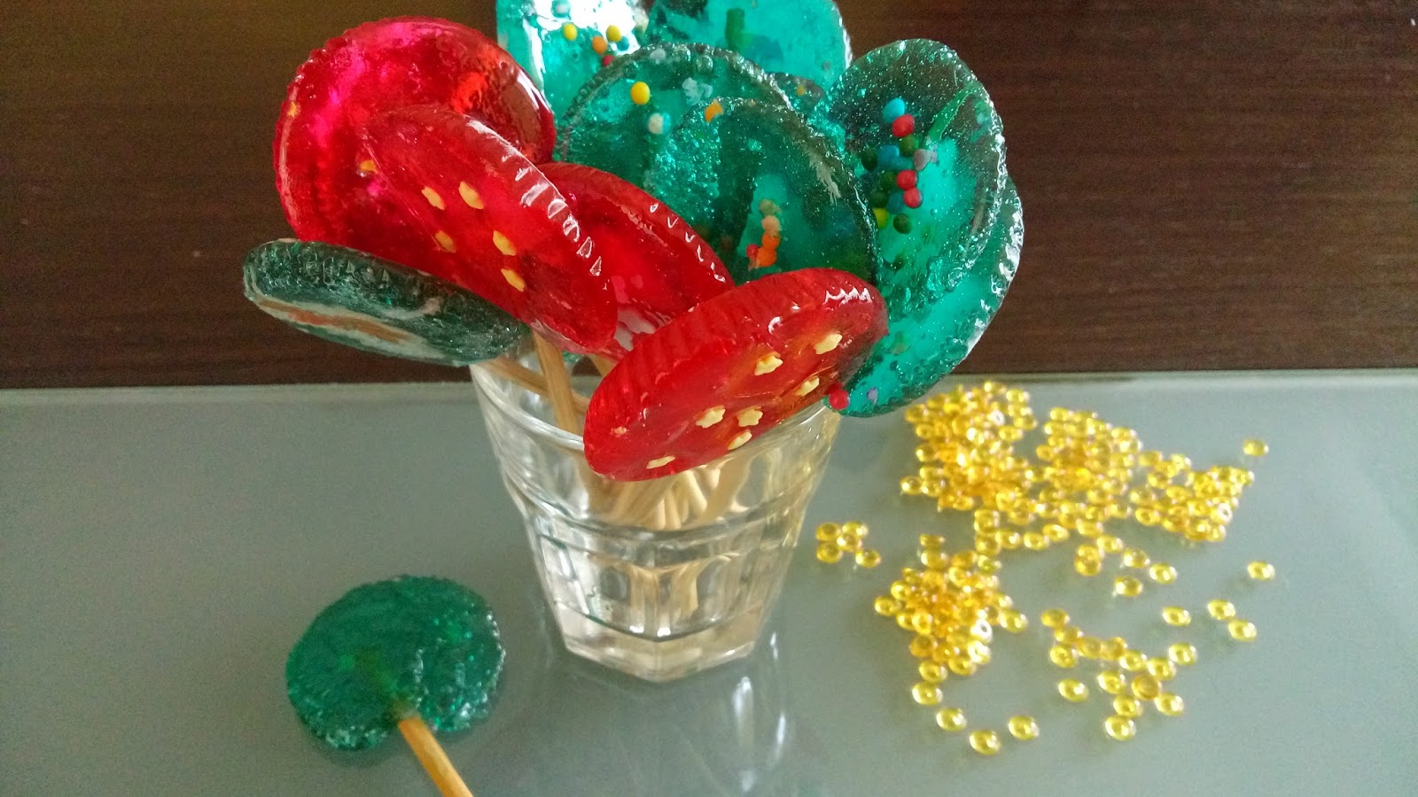 Acadele de casa (Glifitzouria spitika - Γλειφιτζούρια σπιτικά)