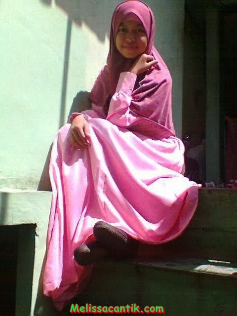 Skandal Cewek ABG Alim Berjilbab Mesum (NO SARA) Terbaru 2014 | Foto Hot Dewasa