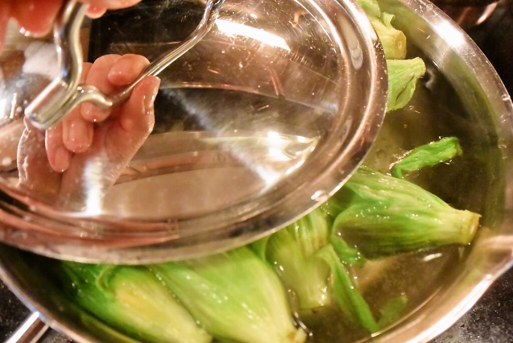 Recipes for Tom: Fuki no to no pesuto / Japanese butterbur bud pesto