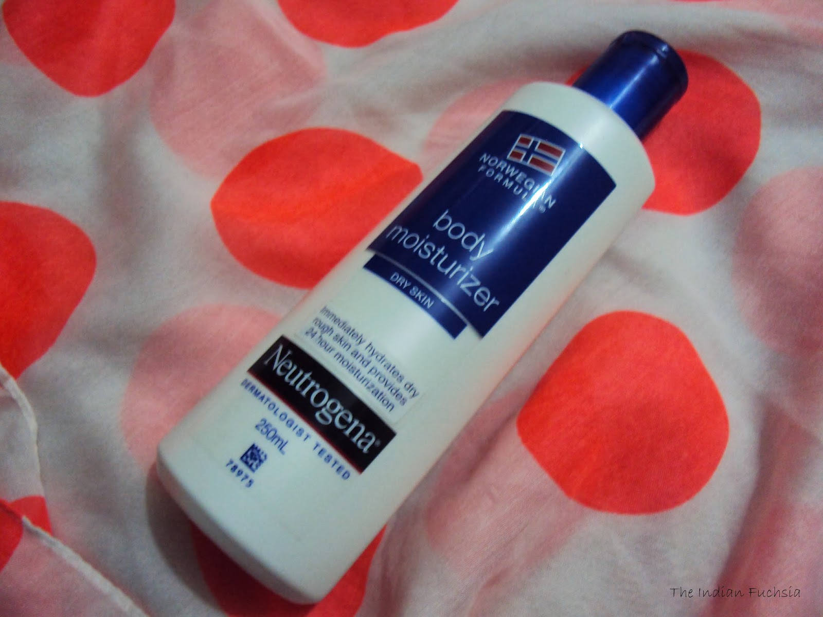 That Bong Girl: Neutrogena Norwegian Formula Body Moisturizer - Dry Skin