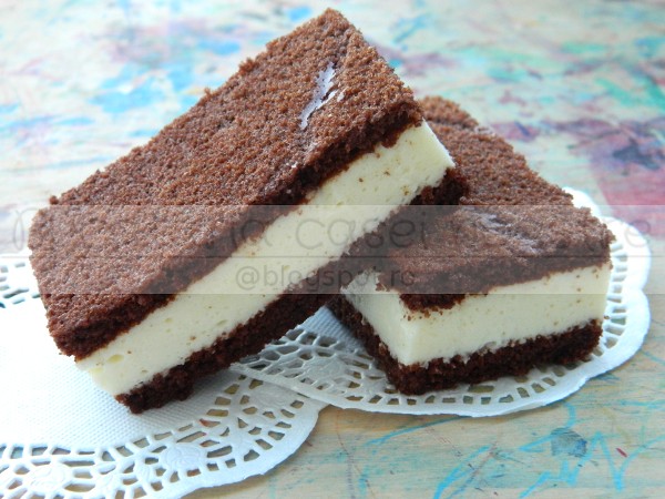 Bucataria casei noastre: Prajitura gen "Kinder Felie cu lapte"