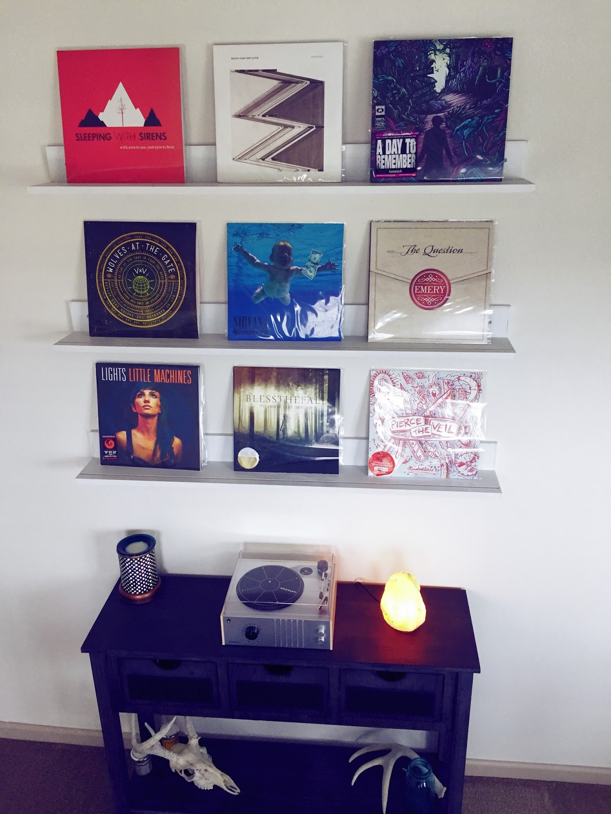 The Red Fox Strikes Again: Urban Outfitters Apartment Merch Haul