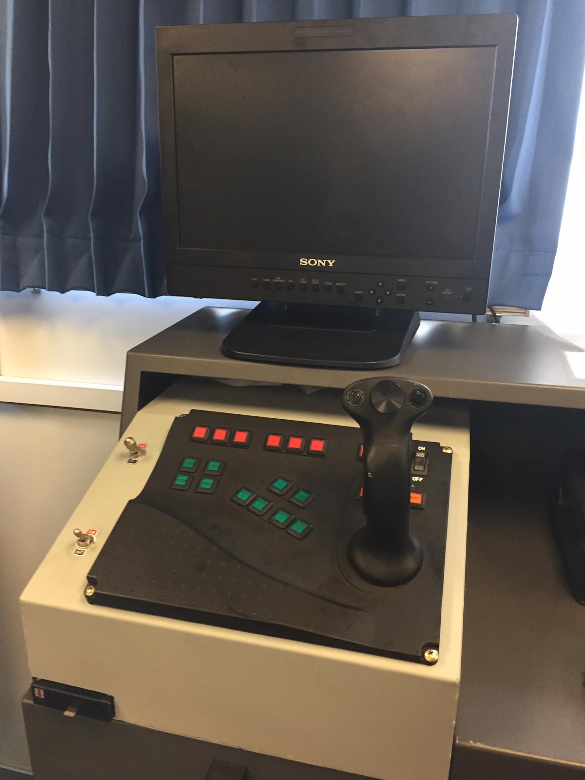 THAIDEFENSE-NEWS: กล้องตรวจการณ์ D CoMPASS ที่ติดตั้งกับเรือประเภทต่างๆ ...