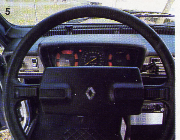 Old Cars Canada: 1978 & 1979 Renault 12 Nordic