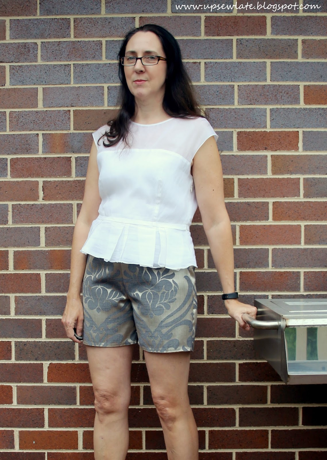 Up Sew Late: Cocktail Shorts (Vogue 9008)