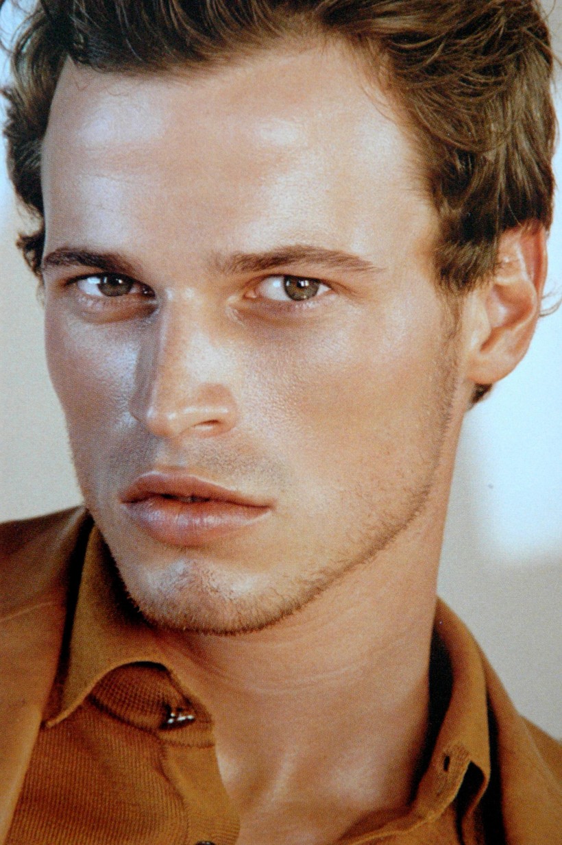 Antres Montela: Lars Burmeister (Photo Gallery)