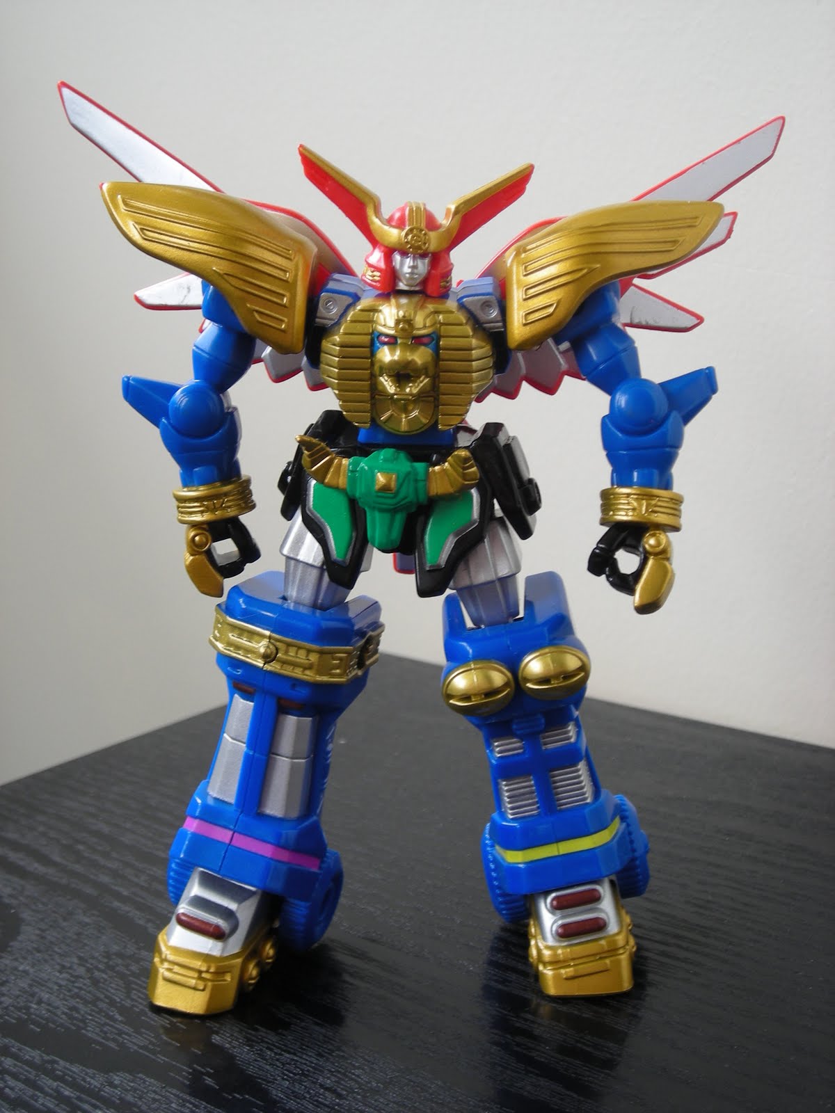 My Shiny Toy Robots: Toybox REVIEW: Power Rangers Retrofire Zeo Megazord