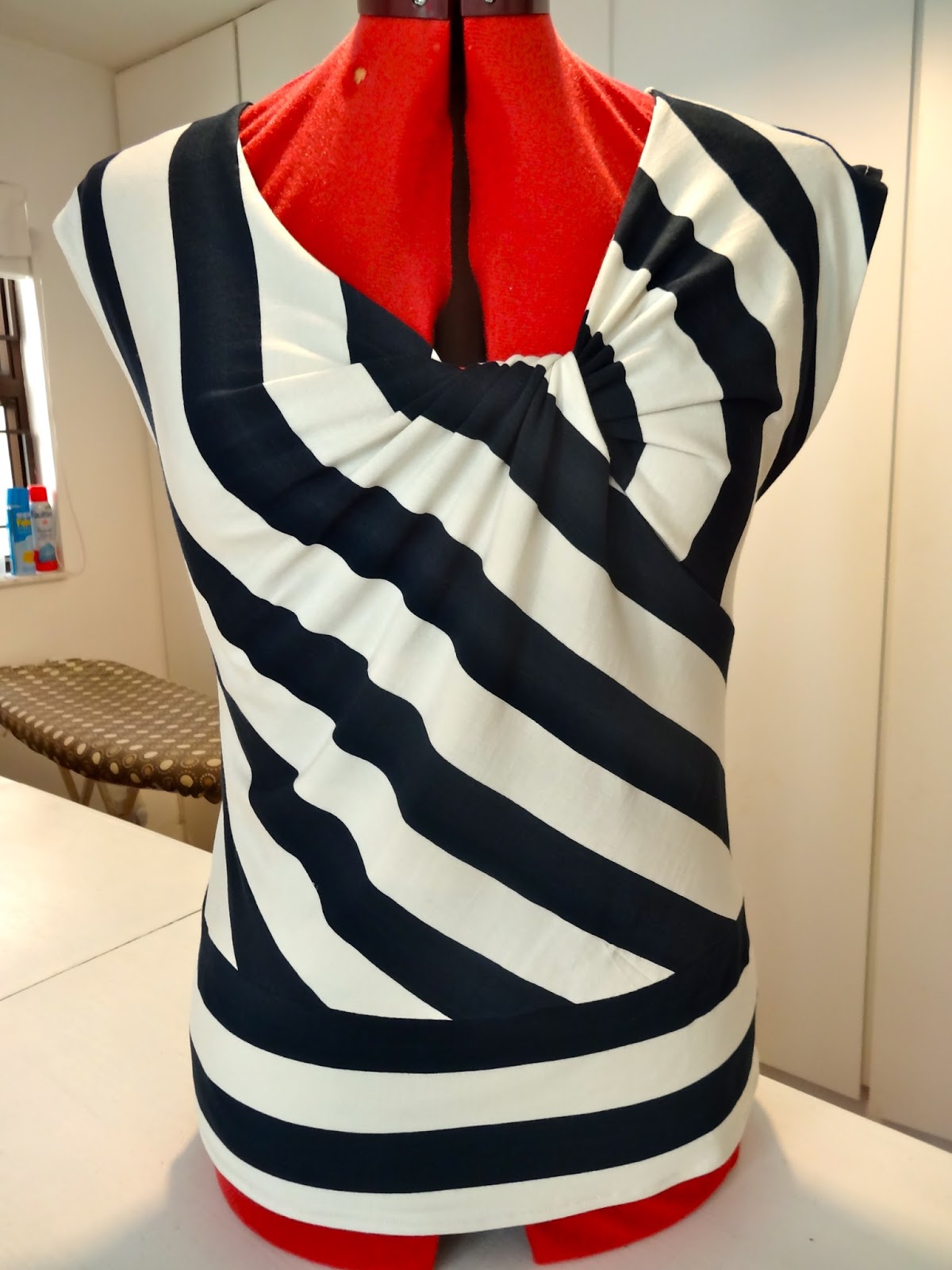 Allison.C Sewing Gallery: Butterick 5283 Knit Top