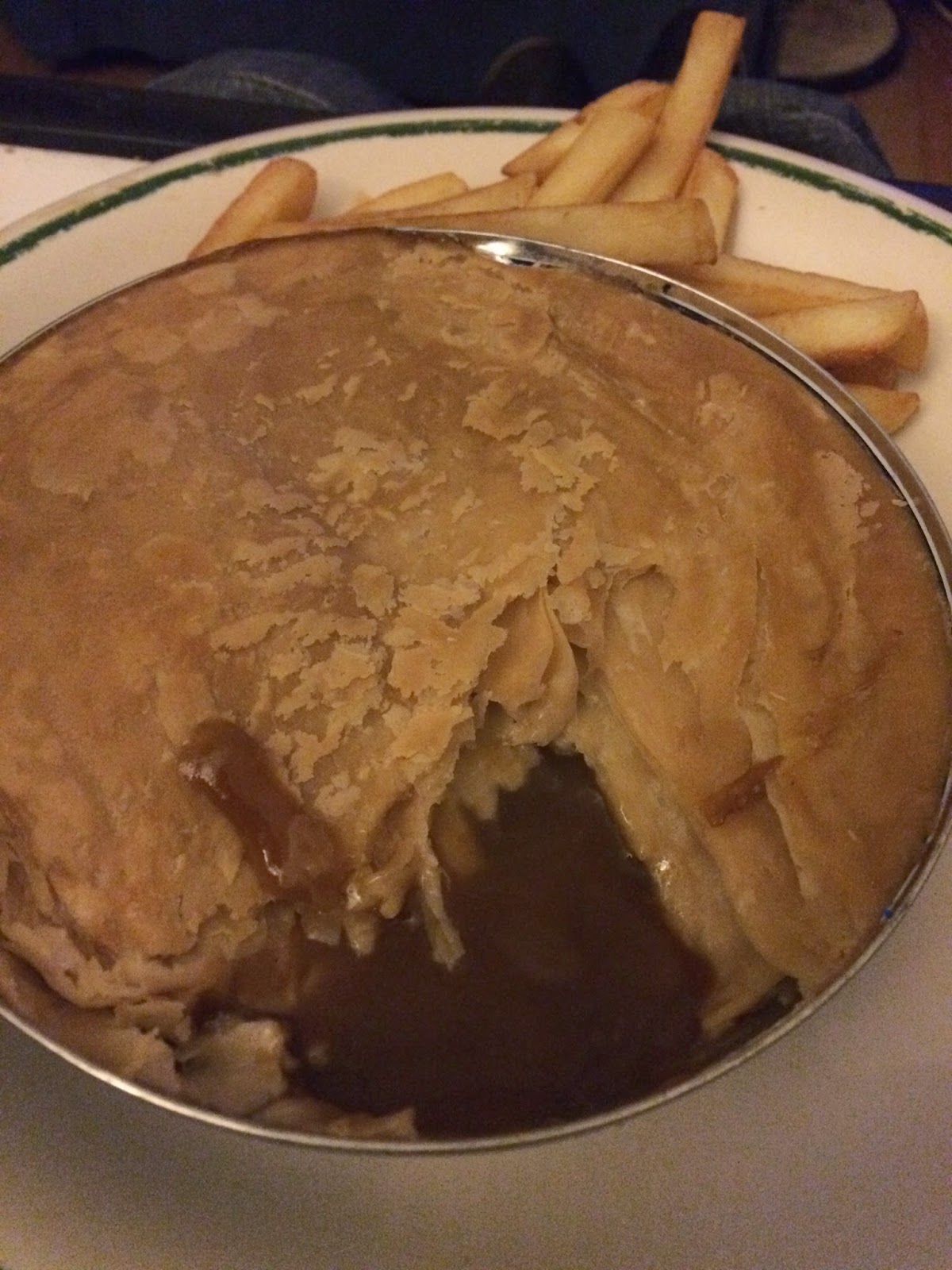 FOODSTUFF FINDS: Frey Bentos Pies - Just Chicken [Review by @NLi10]