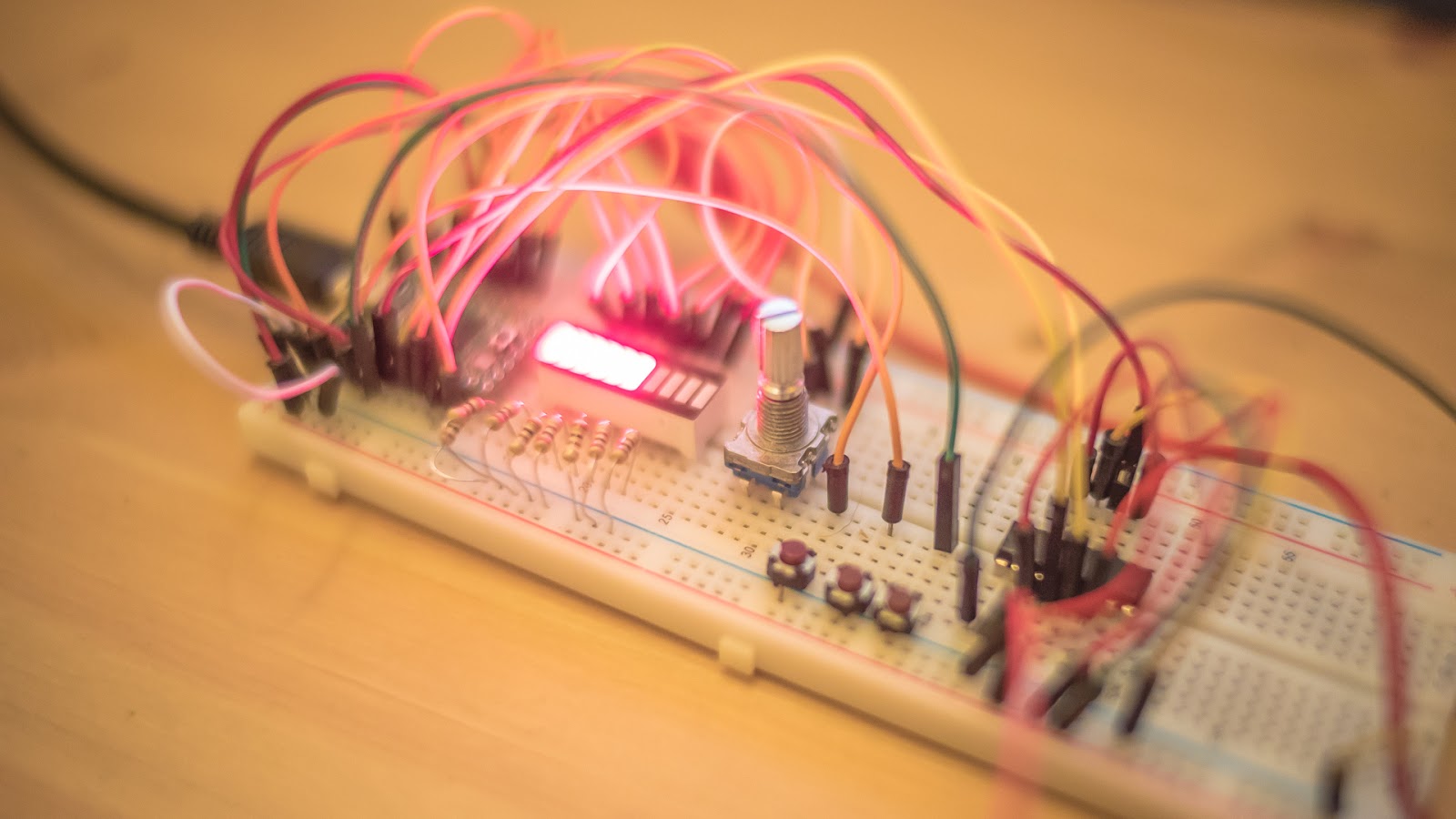 little-scale: Interfacing with TLC5628 8-channel 8-bit DAC