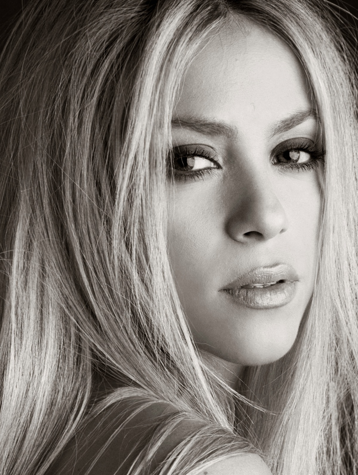 Diário da Shakira: She Wolf (álbum) Shakira