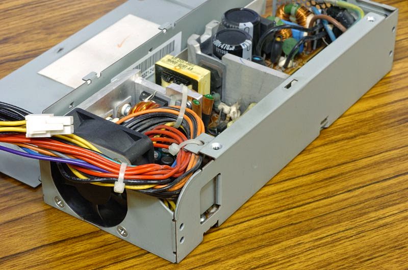 電算機孝行: IBM NetVista M41 の電源ユニット修理