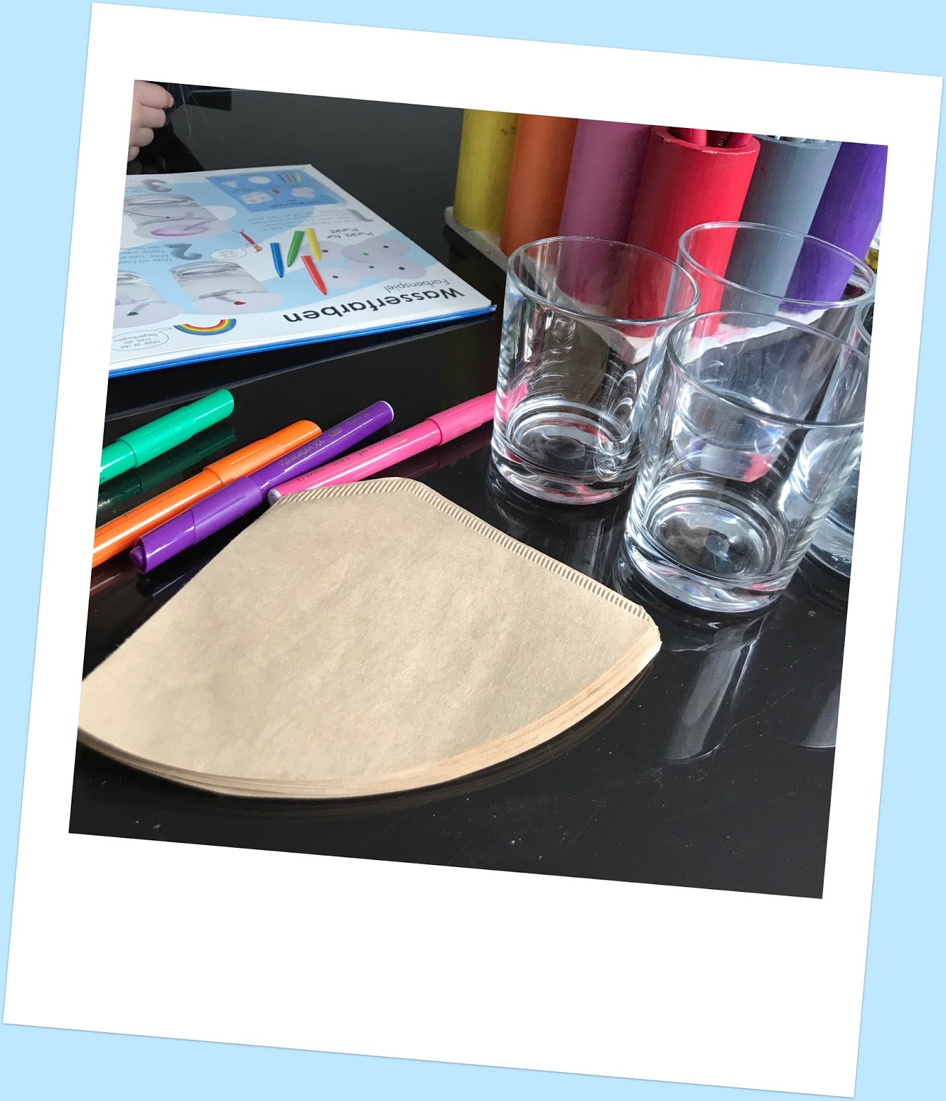 Mon joli petit bureau: Le mélange des couleurs : expérience scientifique