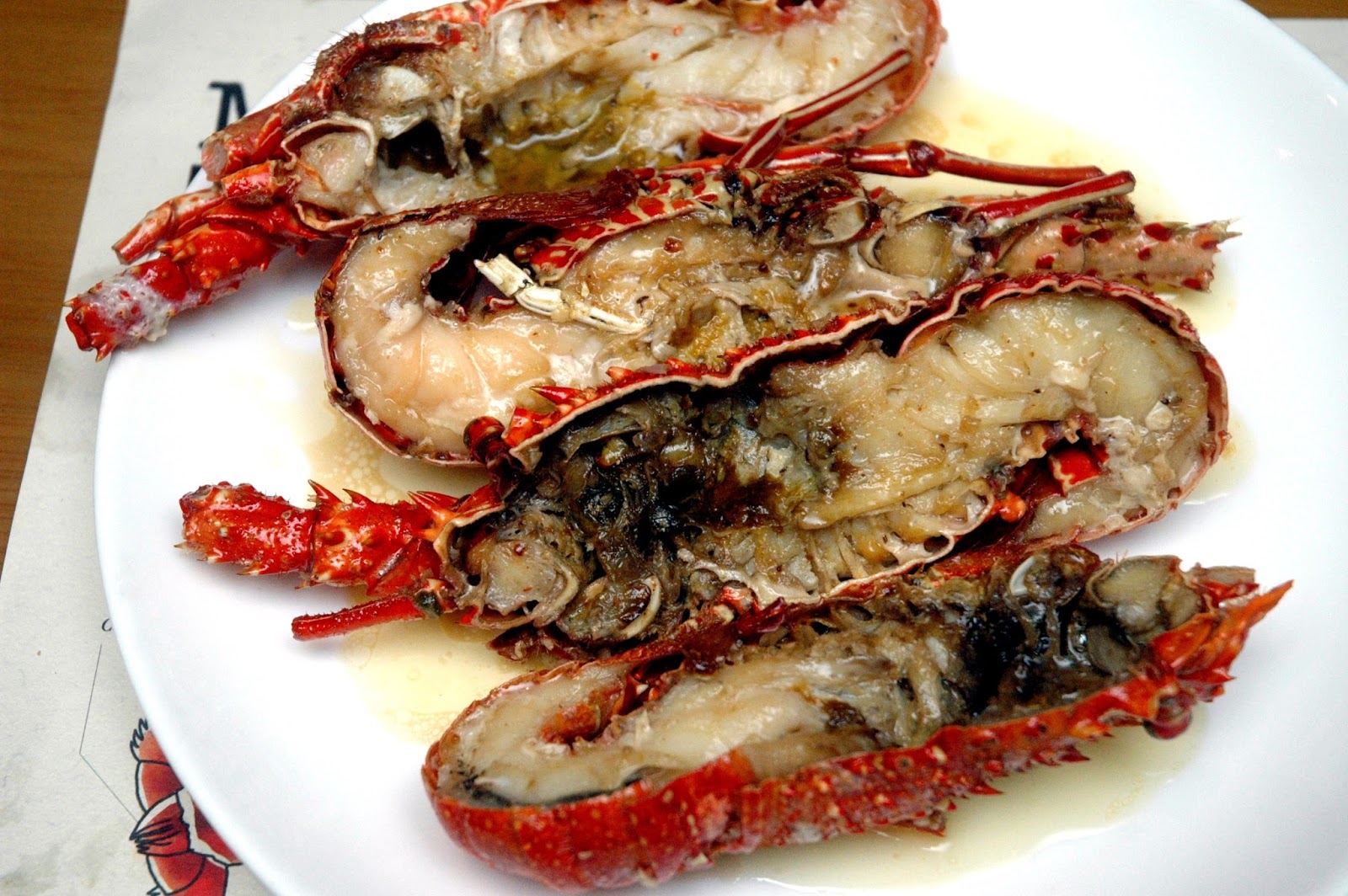 DUDE FOR FOOD: Go Mad for Lobster at Edsa Shangri-La Manila's HEAT