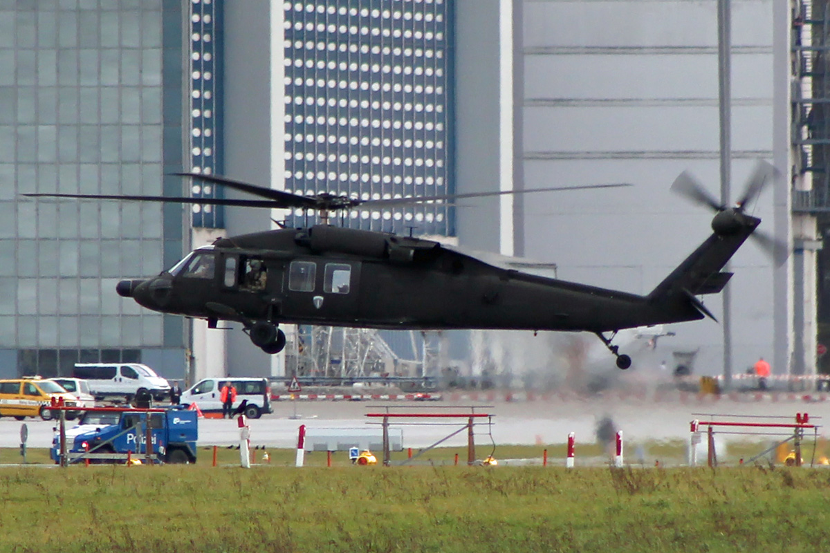 Eastwings: Sikorsky UH-60A+ Black Hawk * United States Army * Unknown