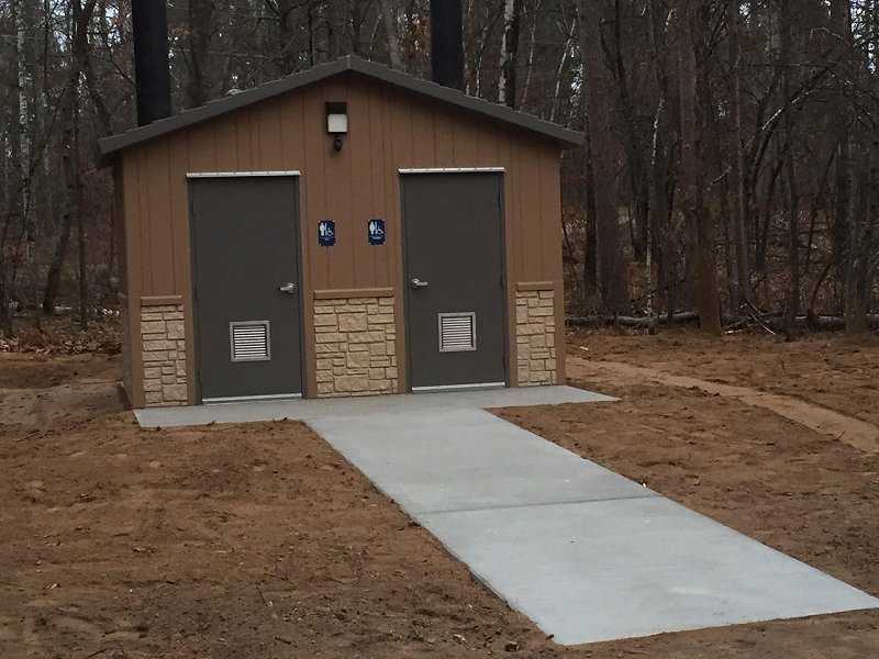 Crest Precast Concrete: Precast Concrete Restrooms near Pequot Lakes, MN