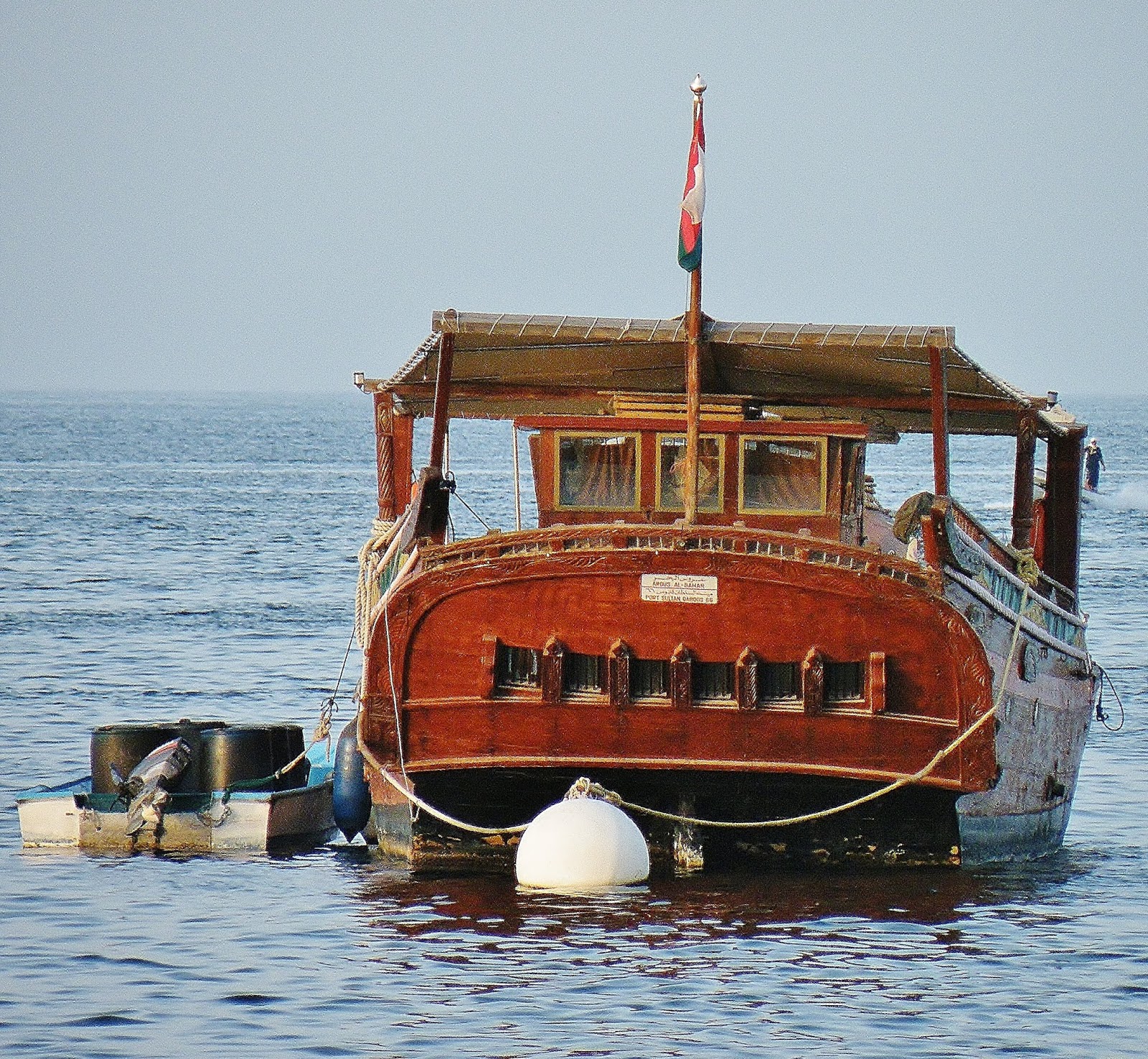 Go with Henry: Muscat expose - Cheesecake, Souqs & corniche views