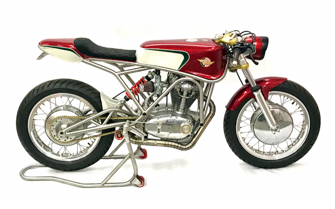 Ducati Tricolore | Alonze Custom - RocketGarage - Cafe Racer Magazine