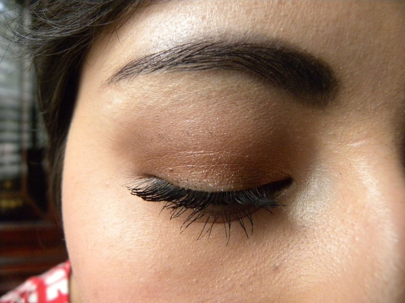 The Powder Room: MAC In Extra Dimension Mascara Review and Demo!