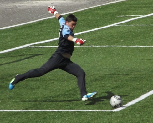 FÚTBOL EN FOTOS: SAQUE DE META