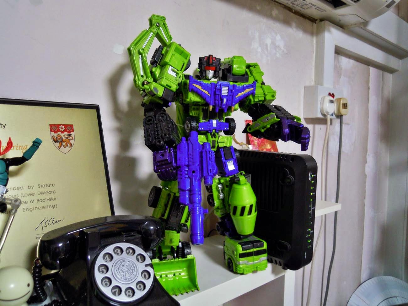 My KO Transformers & Etc: Update: KO TFC Structor Mod