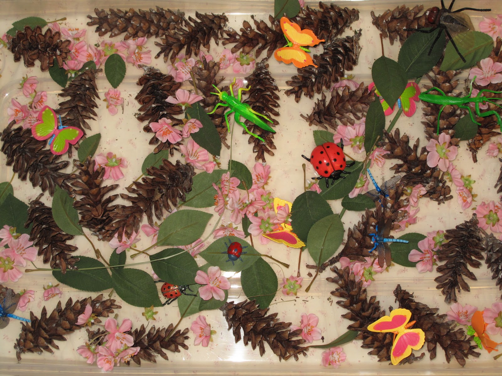 Nature Loving Kids: Spring Sensory Tub
