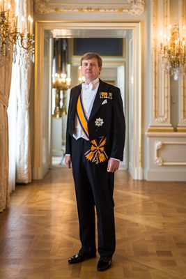 The Mad Monarchist: Monarchy Profile: The Netherlands