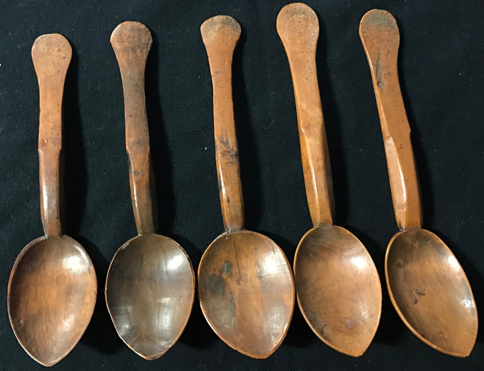 Old, everyday Breton spoons
