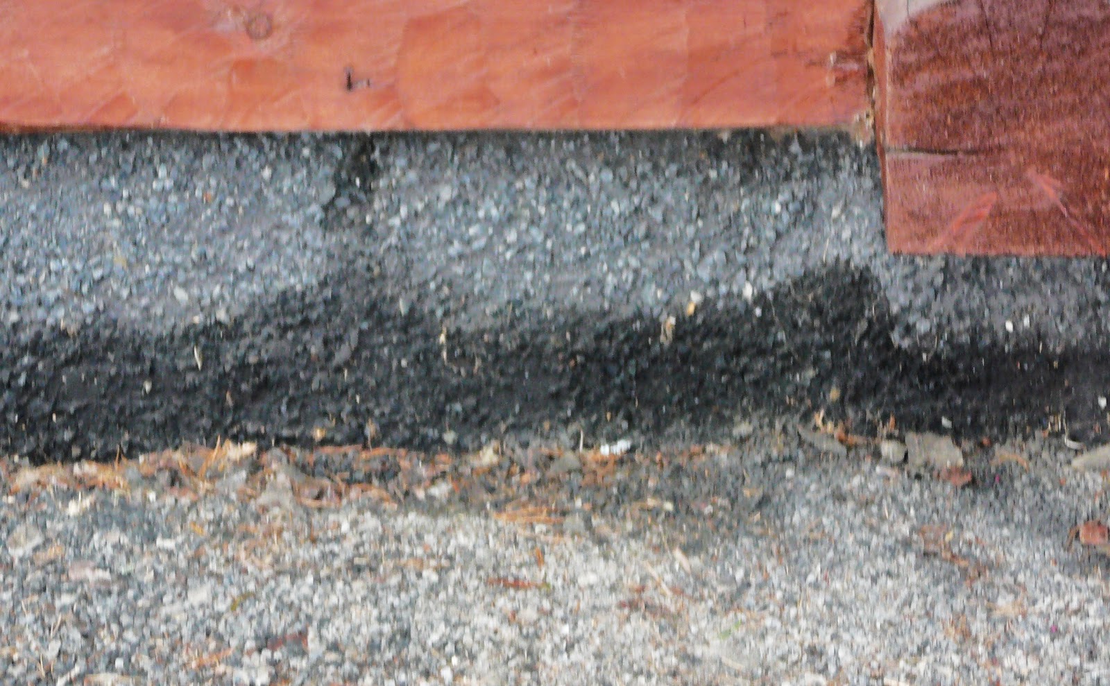 kiinteistökauppa: Muuri, alapohja, lattialaatta