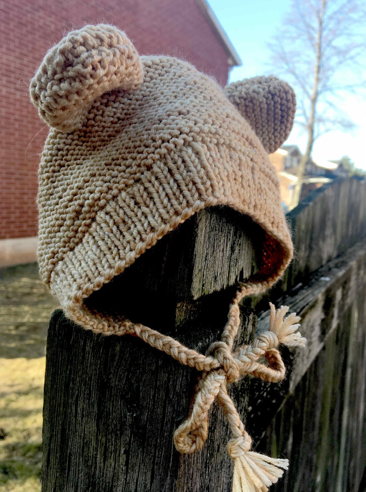 Wandering Cat Studio: FO: Bearly bonnet