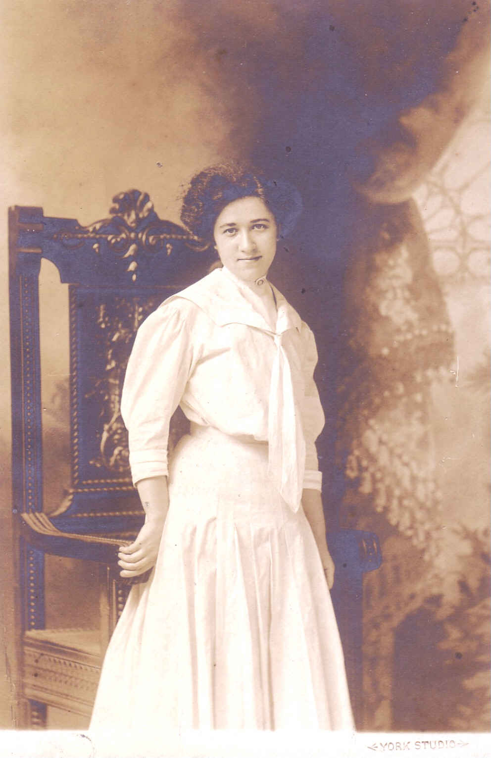 Clearly Vintage: Meet Bess's Family