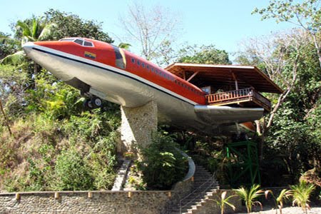 The Word On Weird: Airplanes converted into homes