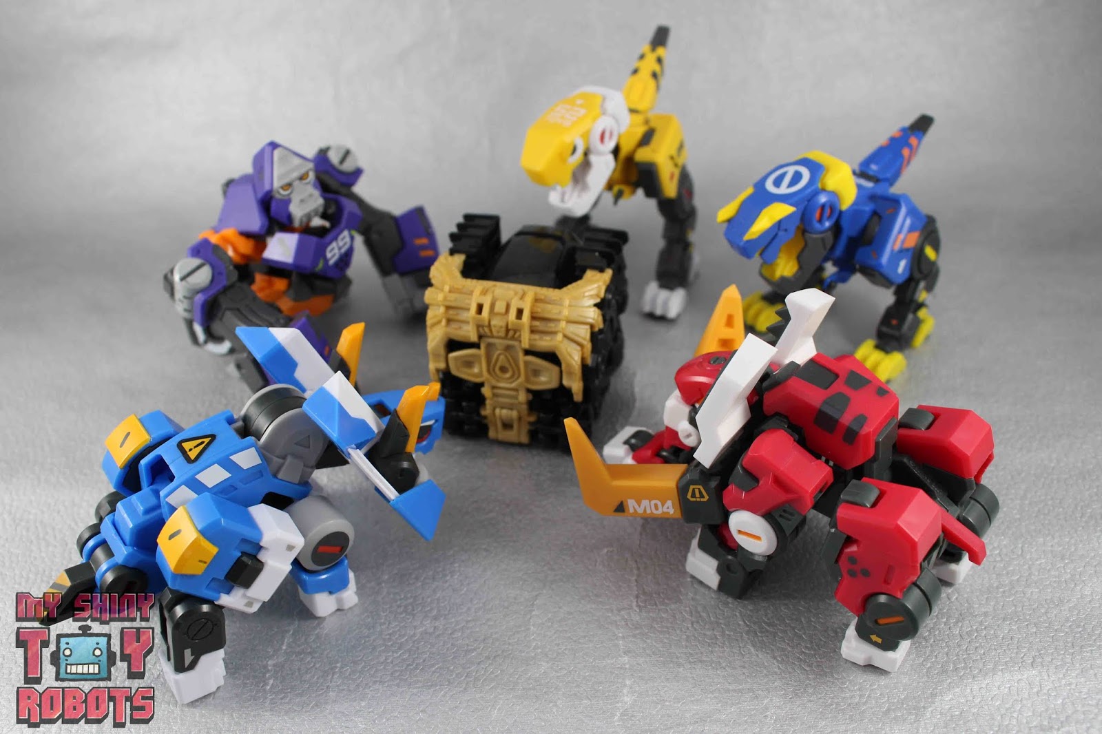 My Shiny Toy Robots: Toybox REVIEW: 52TOYS Megabox MB-01 Alien