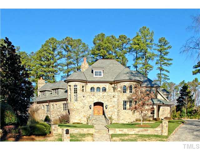 The N.C. House with the Moat and Save Your Foyer From Dissaray in 4 ...