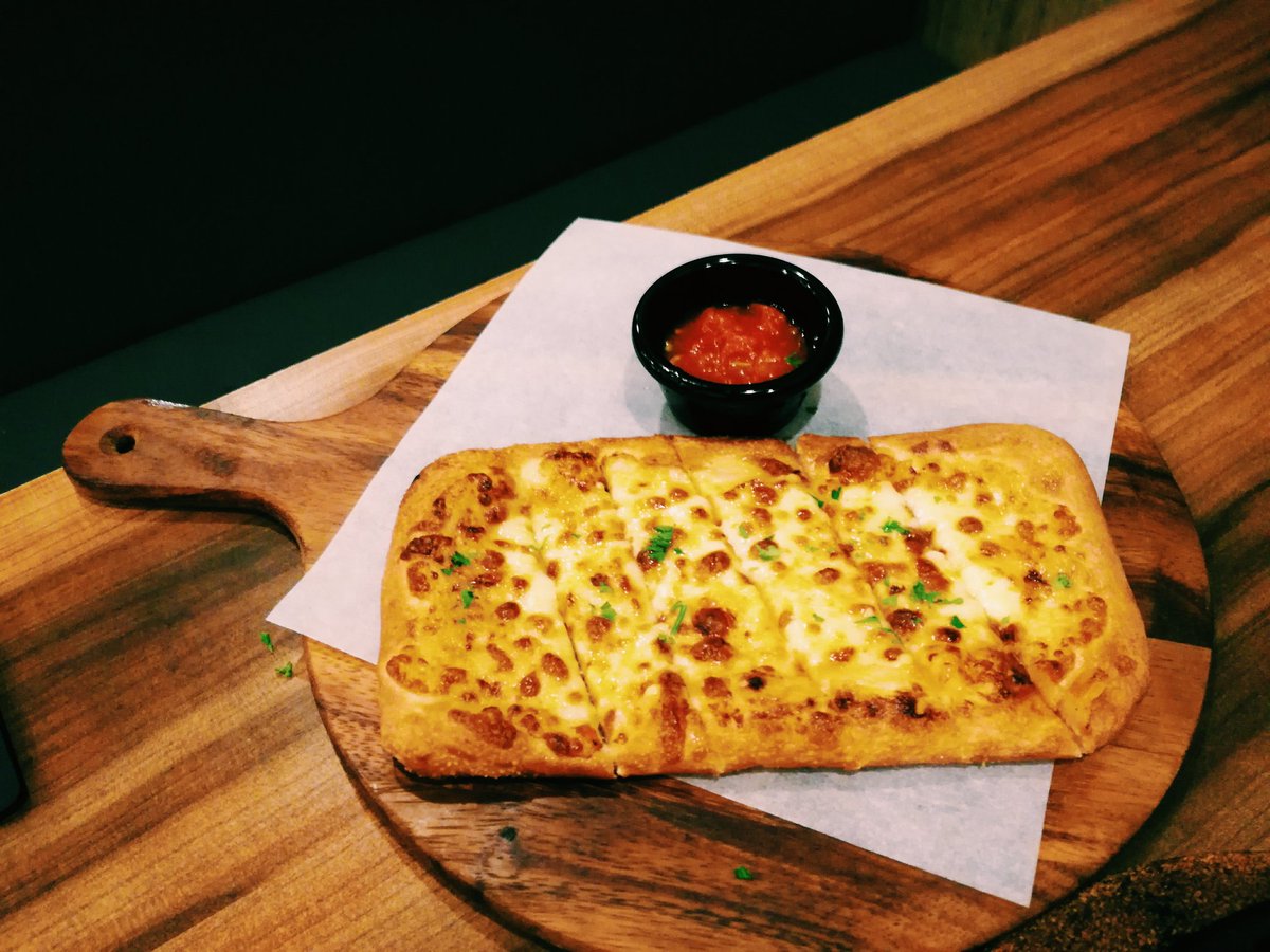 Farhana Jafri: Meat Mania Pizza Hut, Kota Damansara