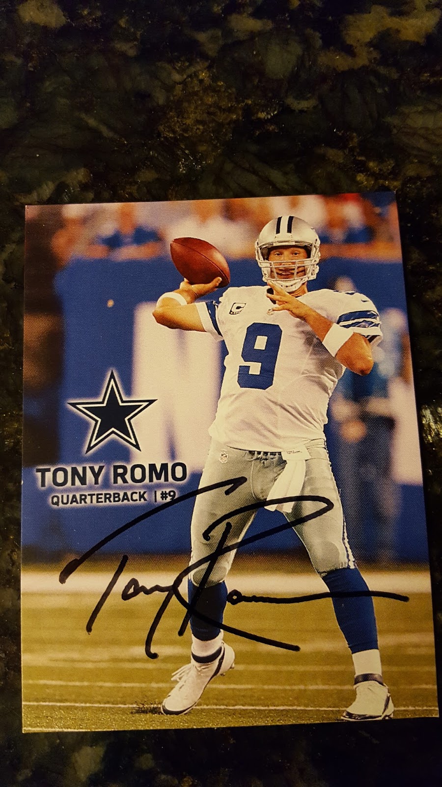 Autograph Through The Mail Athletes: Tony Romo