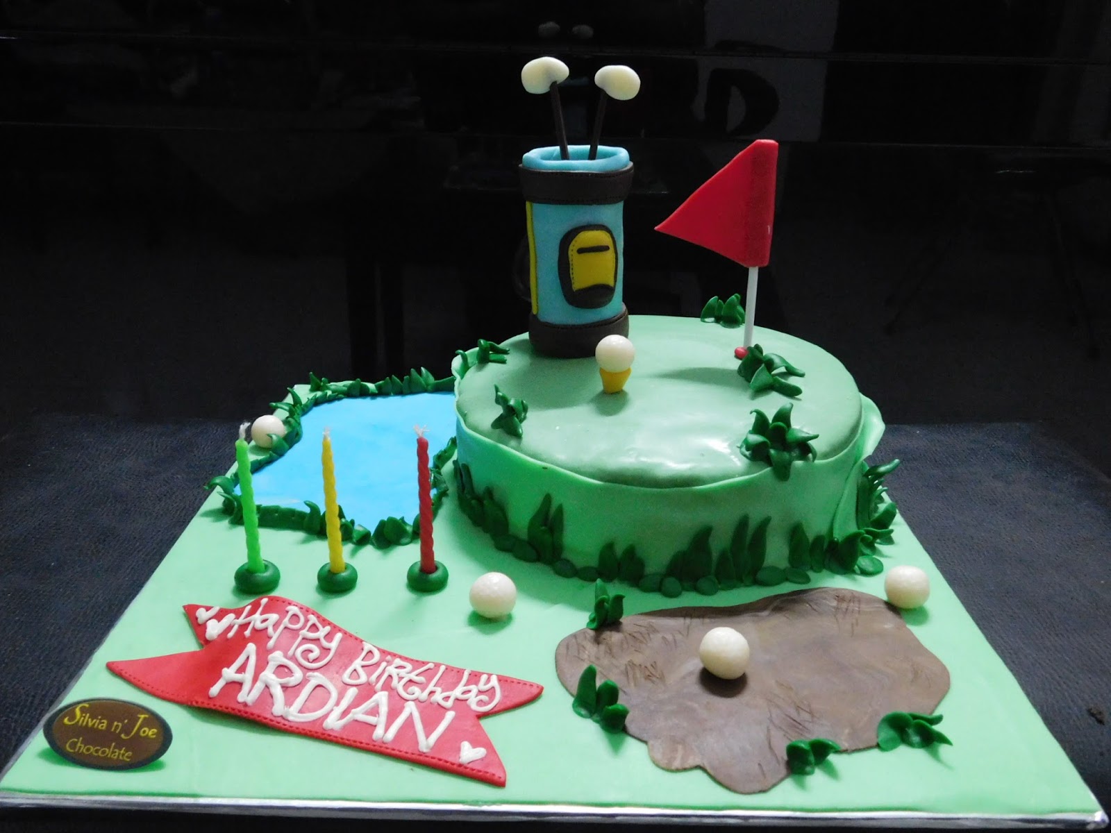 KUE ULANG TAHUN 3D UNTUK PENGGEMAR GOLF